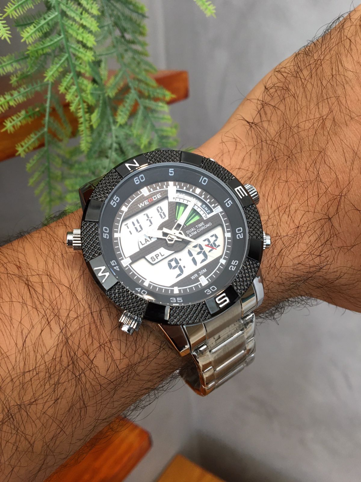 Relógio Weide Masculino Prata Digital Display Duplo WH-1104 - Imperial ...